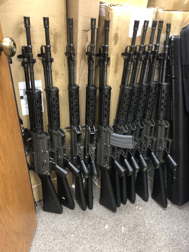 Beretta AR 70/90 Rifle – 5.56 NATO – U.S. Receiver & Barrel – 922R ...